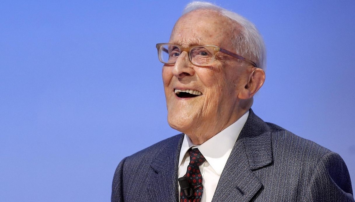 Sergio Lepri morto a 102 anni, addio allo storico direttore dell'Ansa ...
