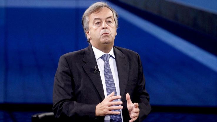 Burioni ha il Covid: l'annuncio del virologo in diretta a Che tempo che ...