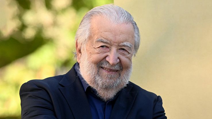 Pupi Avati, malore sul set a Bologna: come sta il regista di "Dante" e ...