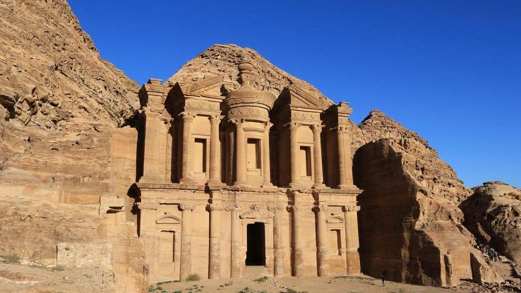 Alluvione lampo a Petra: 1.700 turisti evacuati dal gioiello del ...