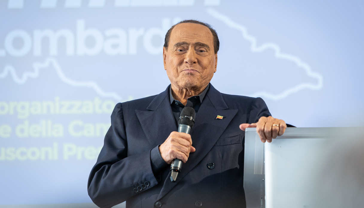 Ruby ter, prime dichiarazioni di Berlusconi dopo l'assoluzione: "Undici ...