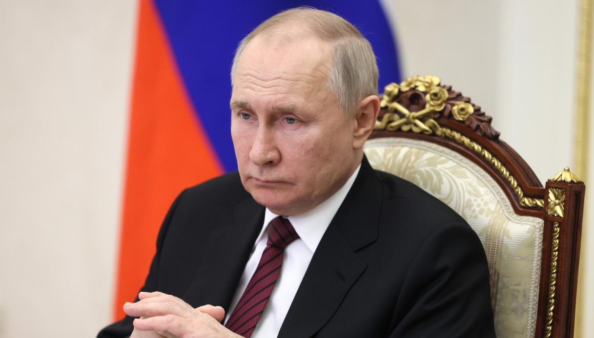 Russia, sanzioni anche per l'ex amante di Vladimir Putin: chi è ...