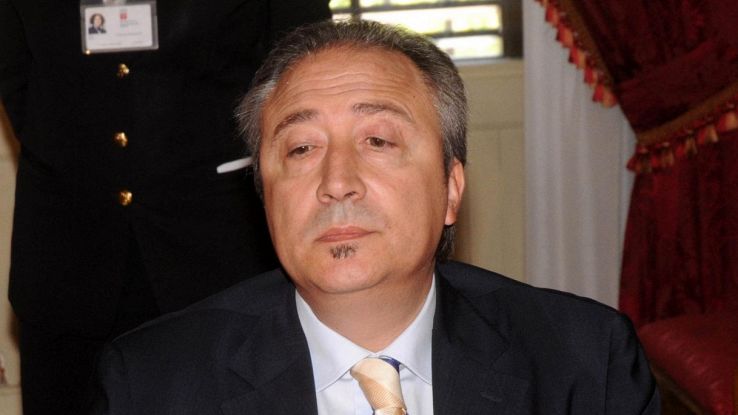 Ex deputato Pd Paolo Ruggirello condannato a 12 anni di carcere per ...