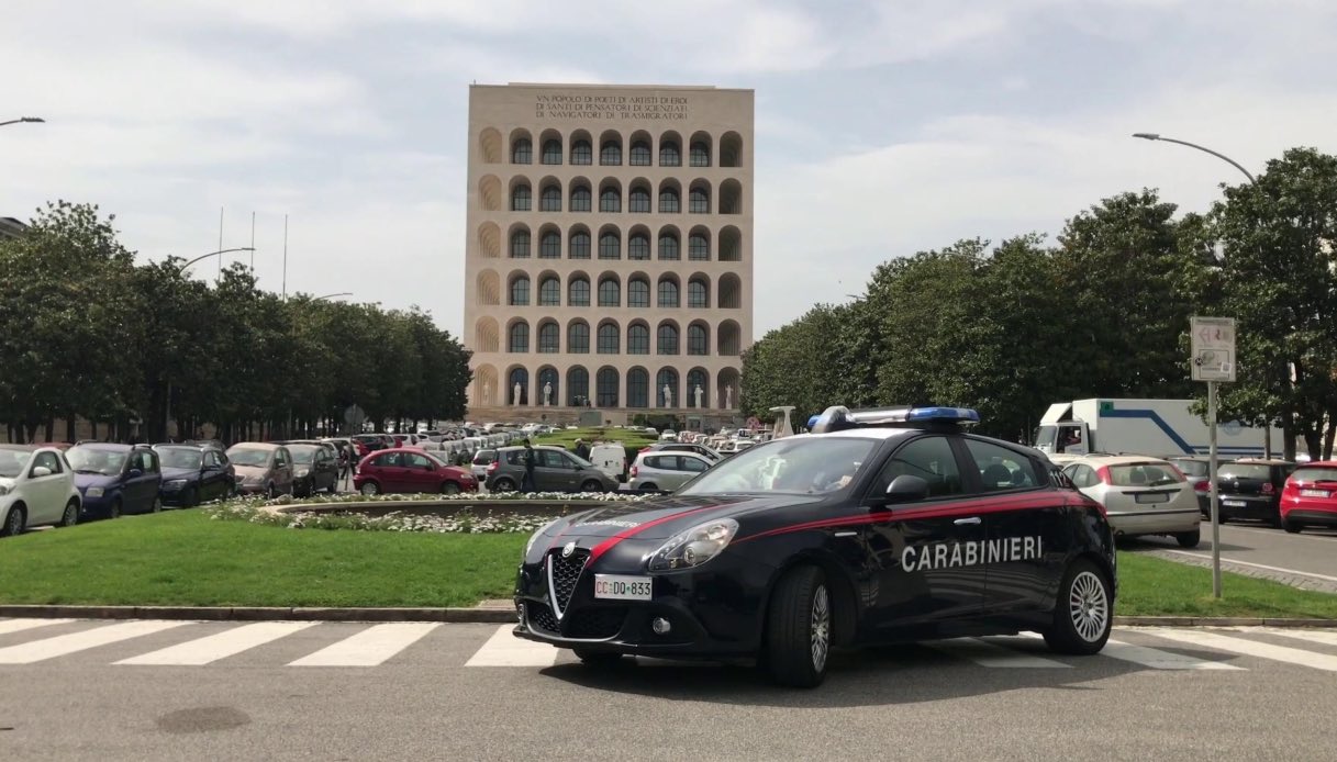 Abusa della figlia di due anni a Roma e pubblica foto della violenza su Telegram: padre ...
