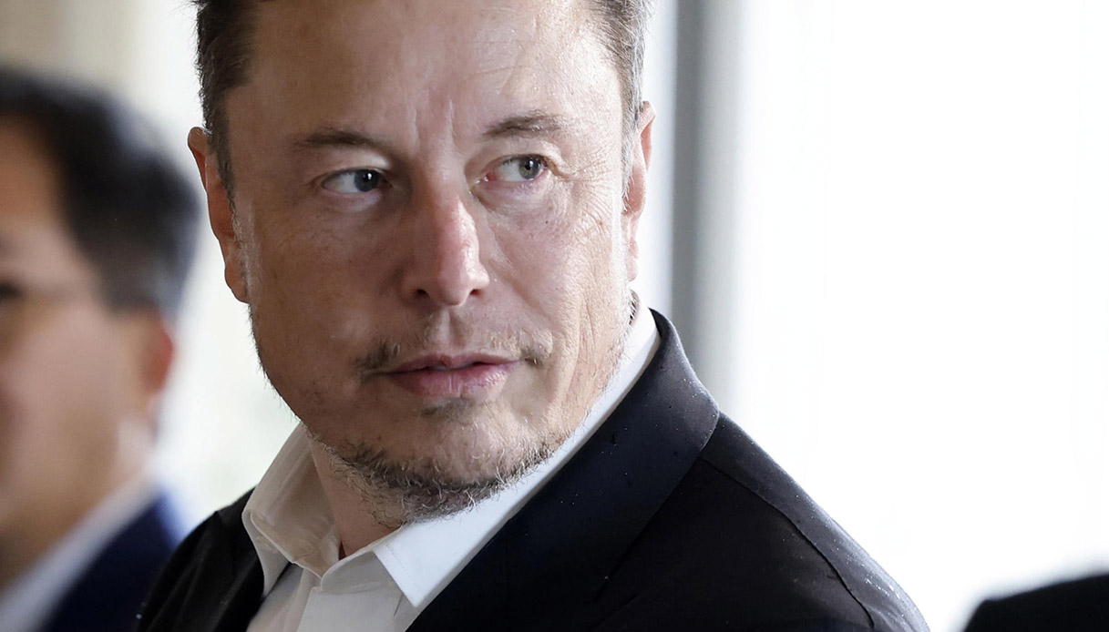 SONDAGGIO - Elon Musk contro lo smart working, per lui è "moralmente ...