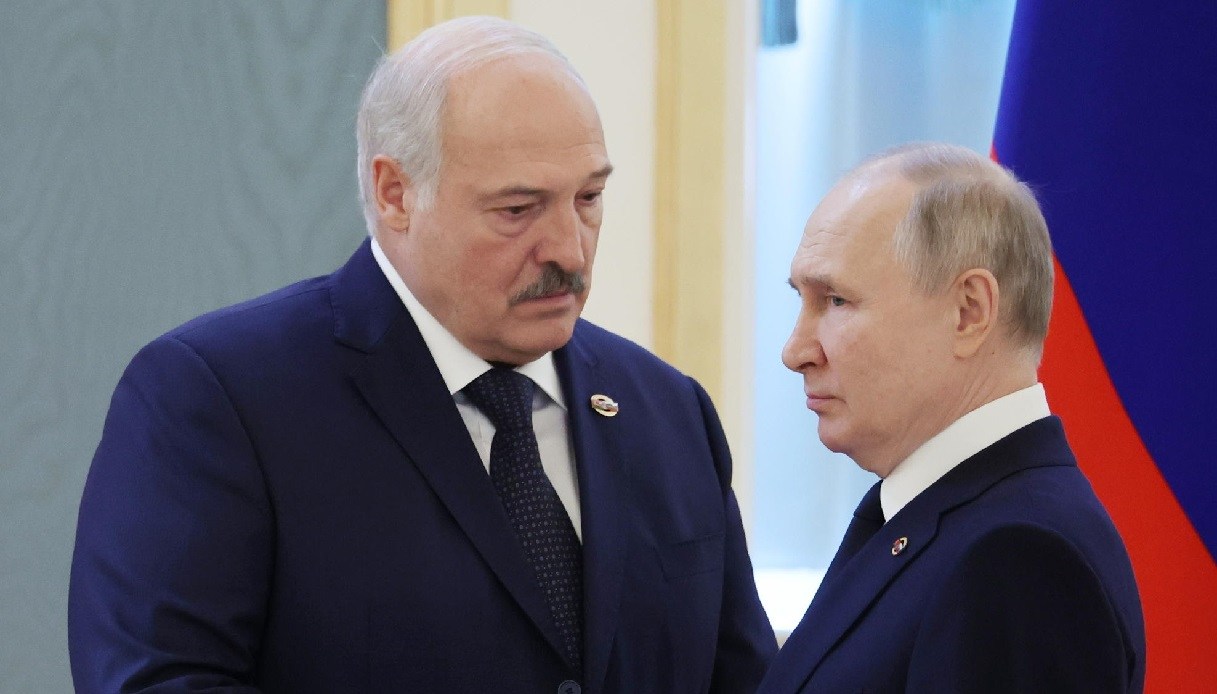 Lukashenko vede Putin e subito dopo viene ricoverato d'urgenza in ...