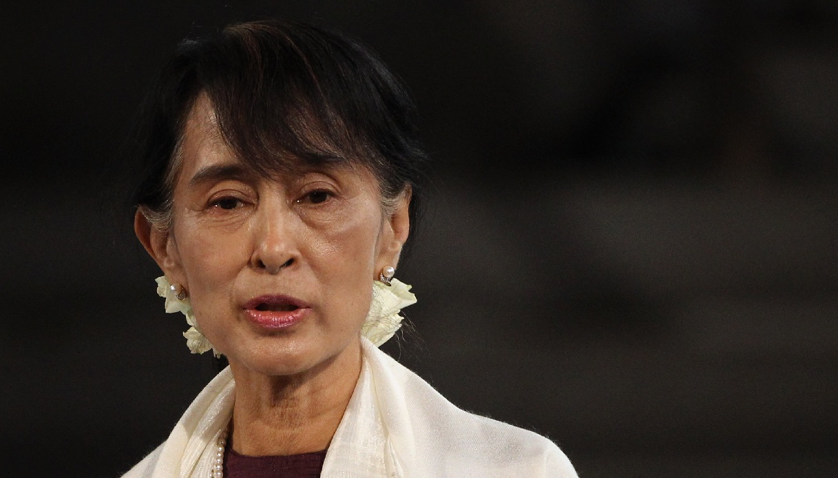 La leader Aung San Suu Kyi graziata parzialmente in Myanmar: cosa ...