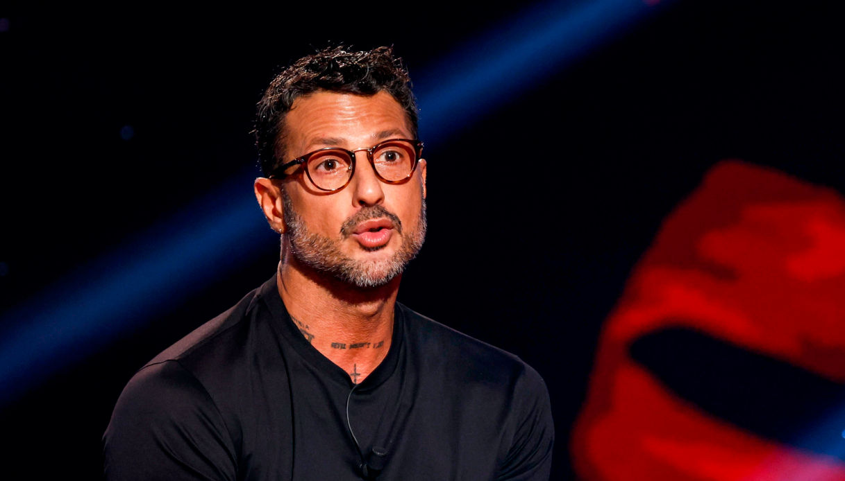 Fabrizio Corona a Belve sulla malattia genetica del figlio Carlos: "Ora ...