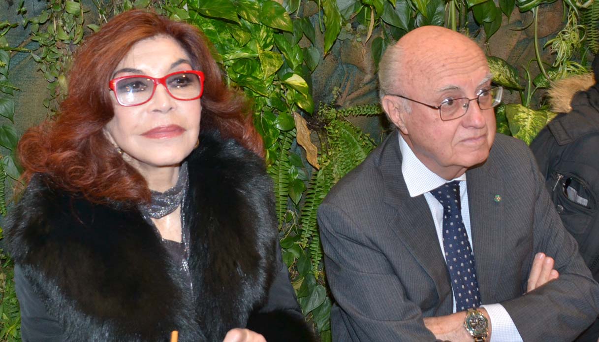L'attrice Ida Di Benedetto e l'ex ministro Giuliano Urbani rapinati in ...