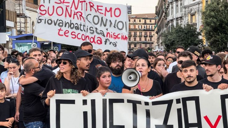 Musicista ucciso a Napoli, parla il 17enne che ha sparato a ...