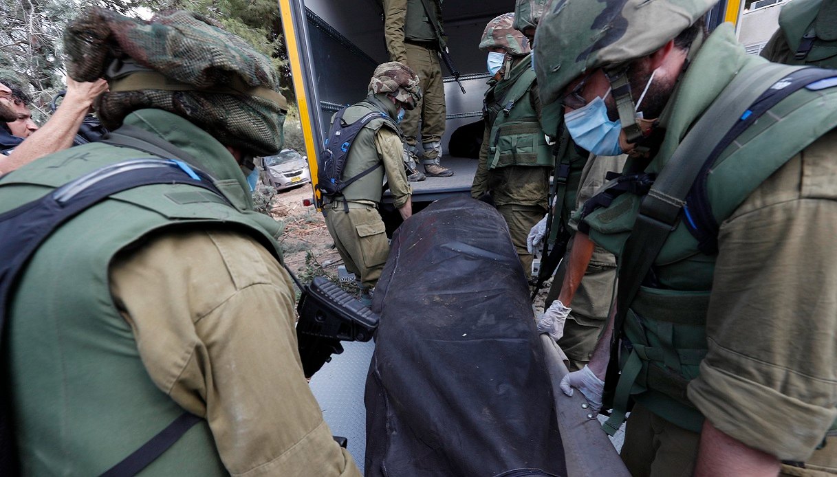 40 bimbi uccisi nel kibbutz di Kfar Aza in Israele da Hamas: alcuni ...