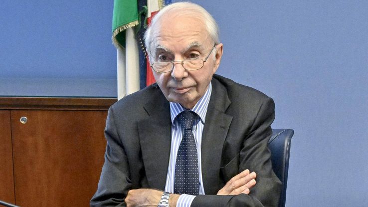 Giuliano Amato al Copasir per la strage di Ustica: convocato dopo l'intervista sulla ...