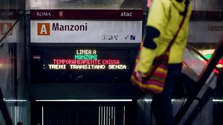 Metro A tra Manzoni e Battistini chiusa due ore a Roma per ...