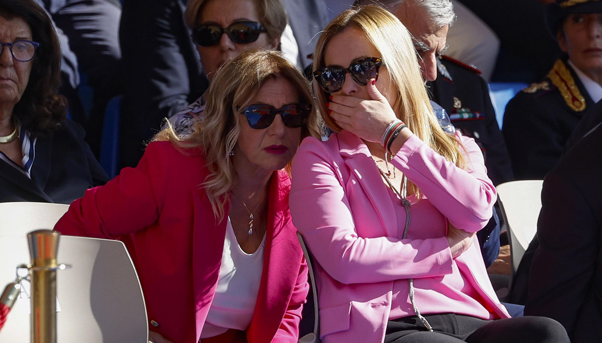 Chi è Patrizia Scurti la segretaria di Giorgia Meloni che le ha passato ...