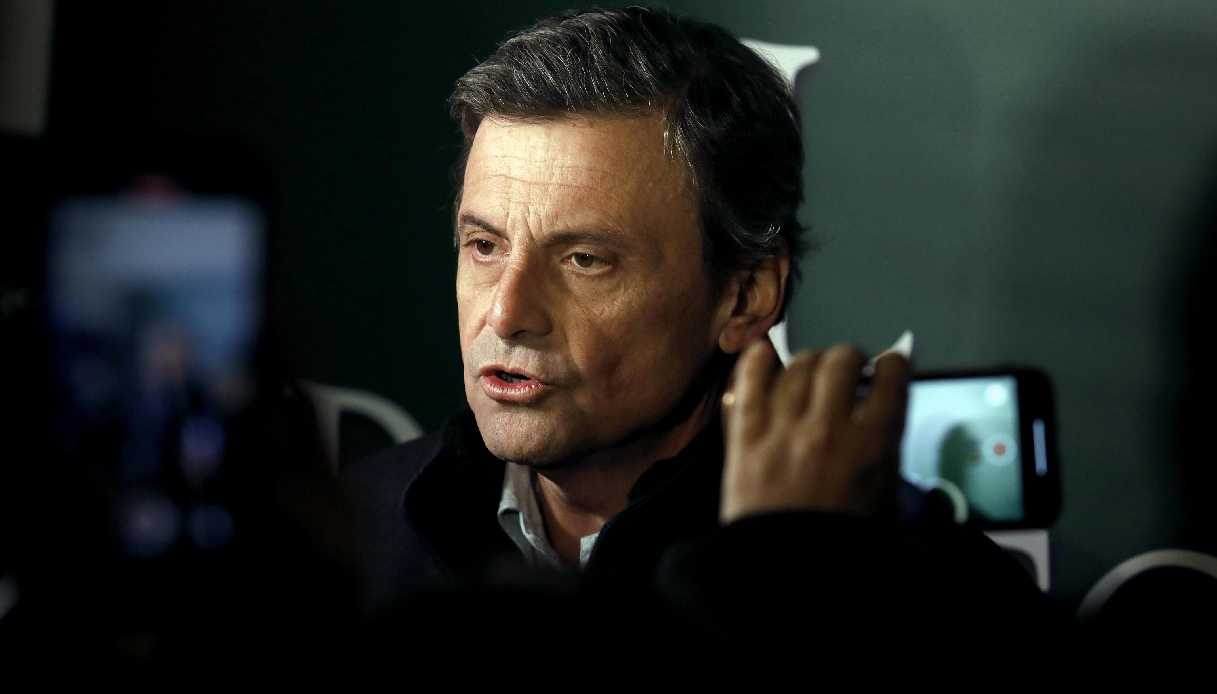 Carlo Calenda e la rivelazione in diretta: "Da quando faccio politica ...