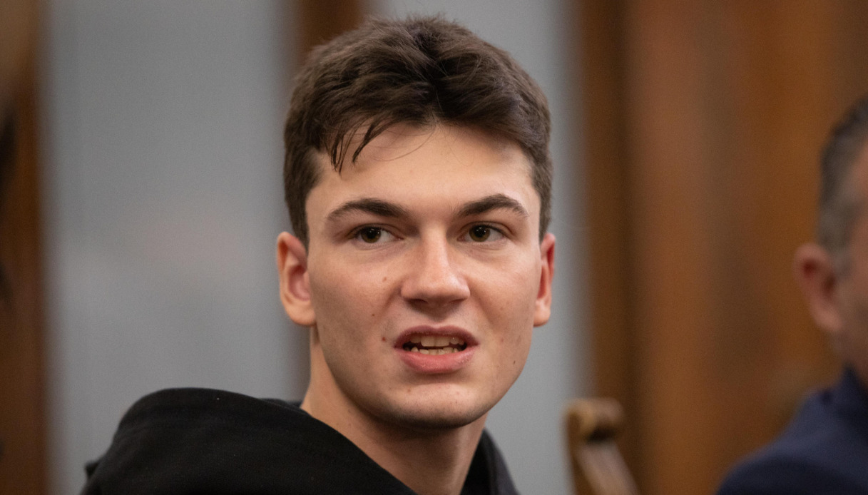 Matteo Mariotti attaccato da uno squalo è tornato in Italia per l'operazione: quanti interventi ...