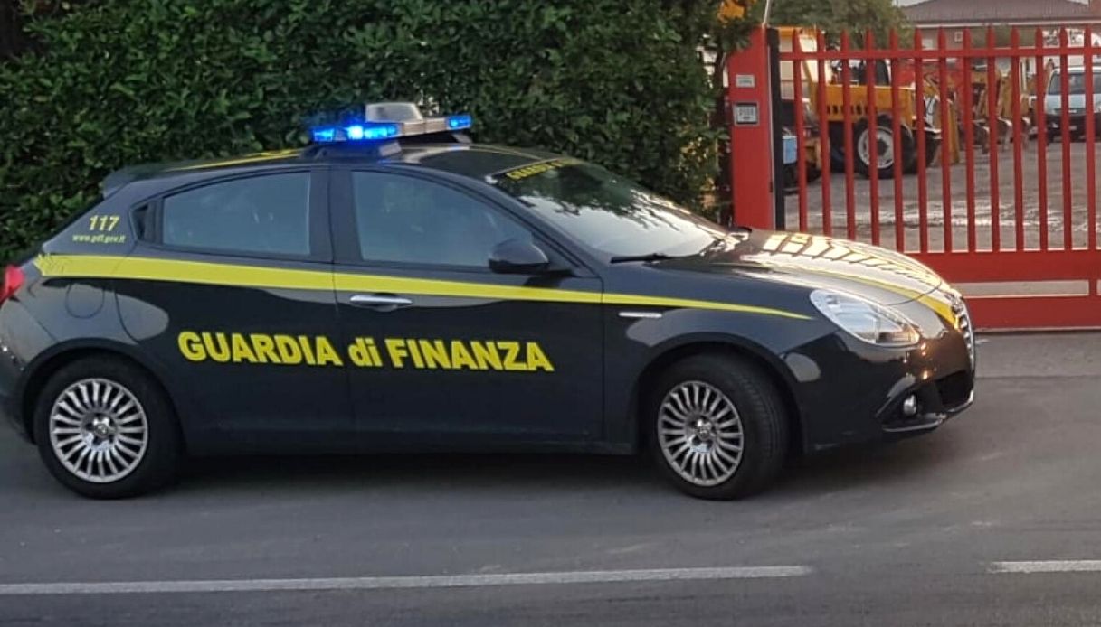 Truffa su buoni pasto Ticket Restaurant, sequestro da 20 milioni di ...