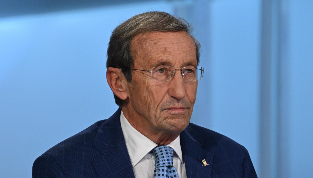 Gianfranco Fini per la casa a Montecarlo rischia condanna a 8 anni di ...