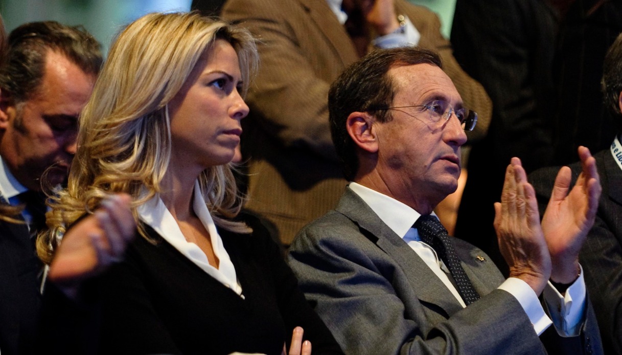 Gianfranco Fini ed Elisabetta Tulliani si sono lasciati? Cos'è successo ...