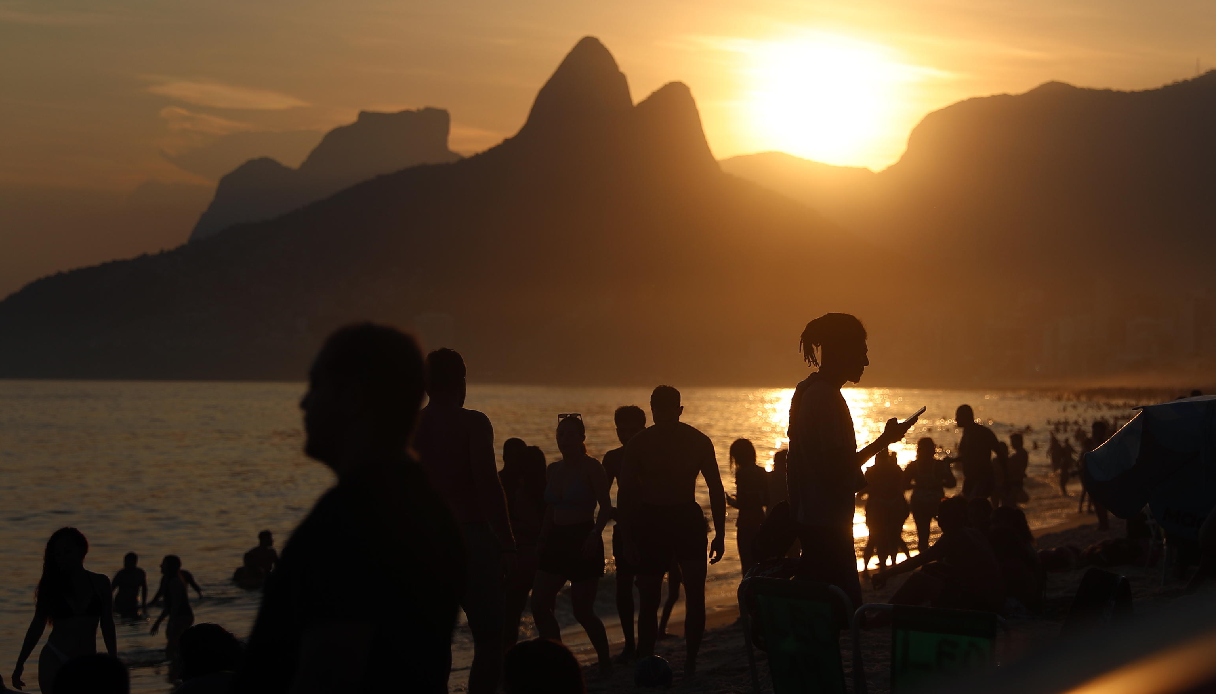 Caldo record a Rio de Janeiro in Brasile con oltre 62 gradi percepiti ...