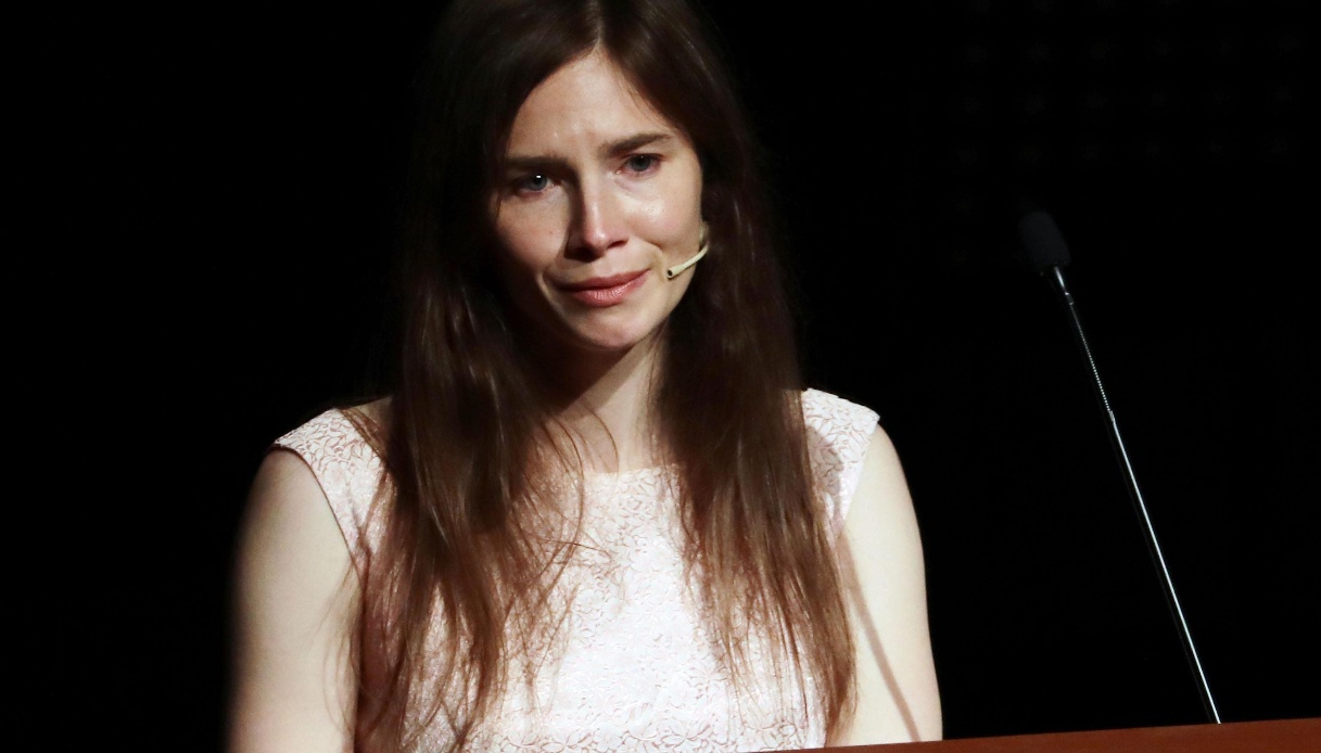 Amanda Knox torna a processo per accusa di calunnia a Lumumba nel caso ...