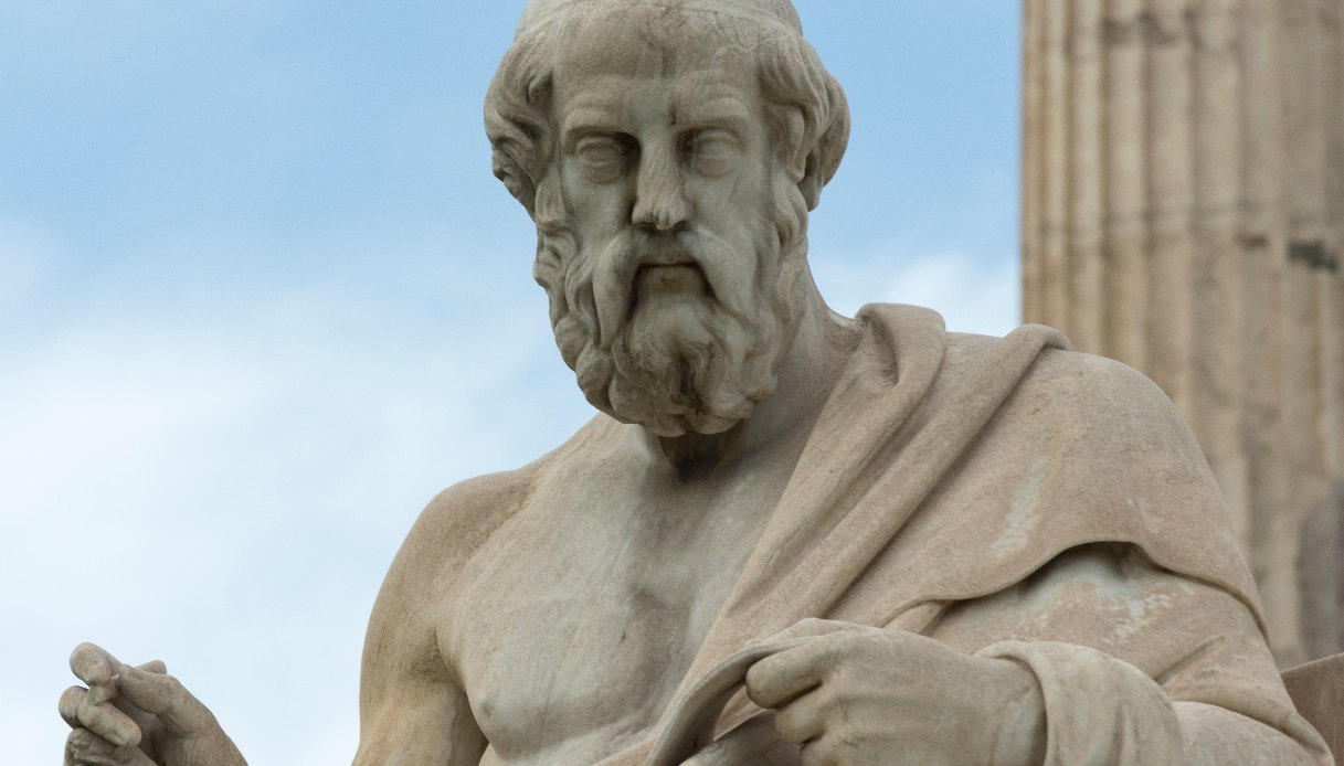 Scoperto il luogo in cui è stato sepolto Platone grazie al papiro di ...