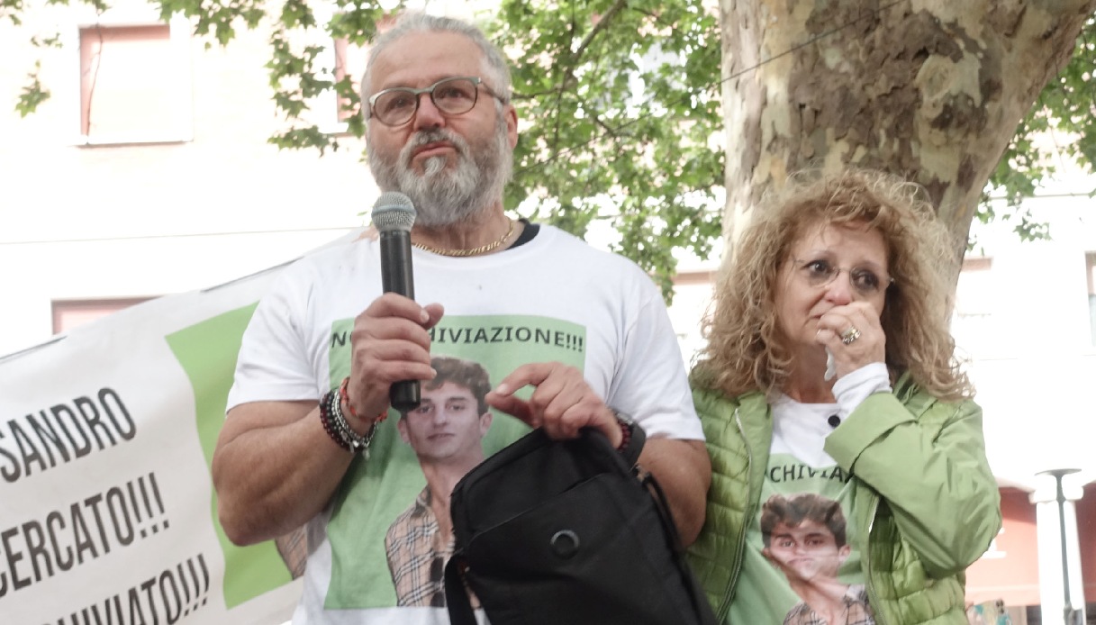 Il dolore dei genitori di Alessandro Venturelli ospiti a Verissimo: il ...