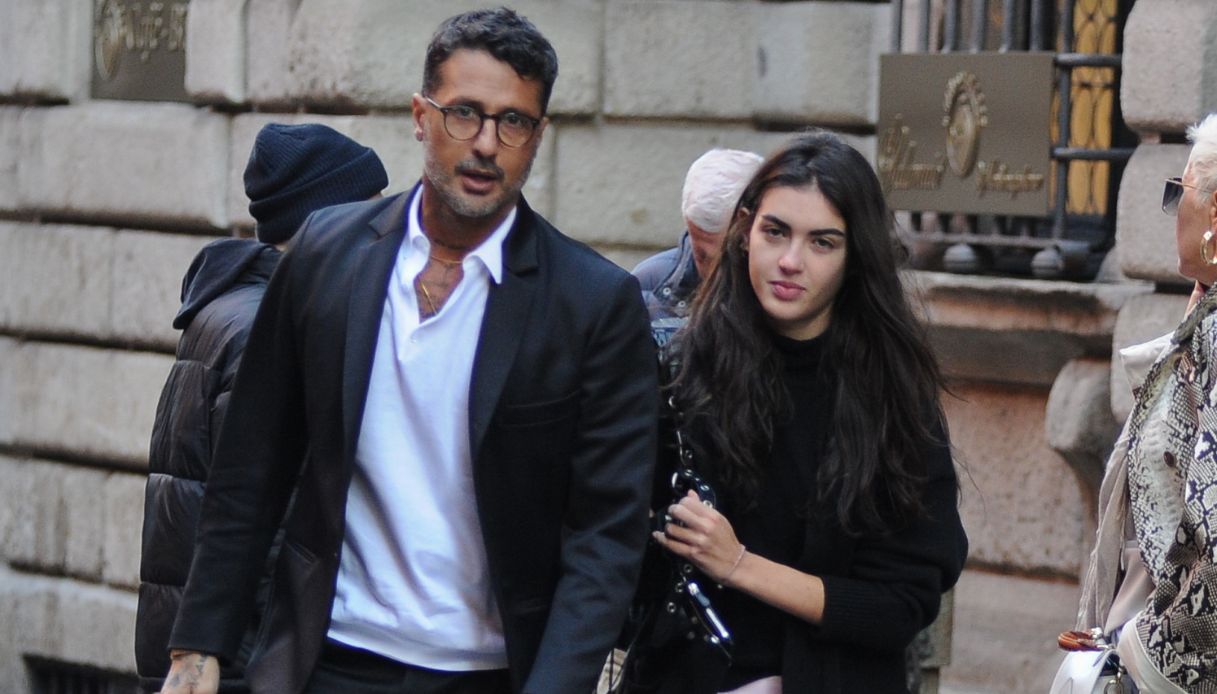Fabrizio Corona padre per la seconda volta, aspetta un figlio da Sara ...