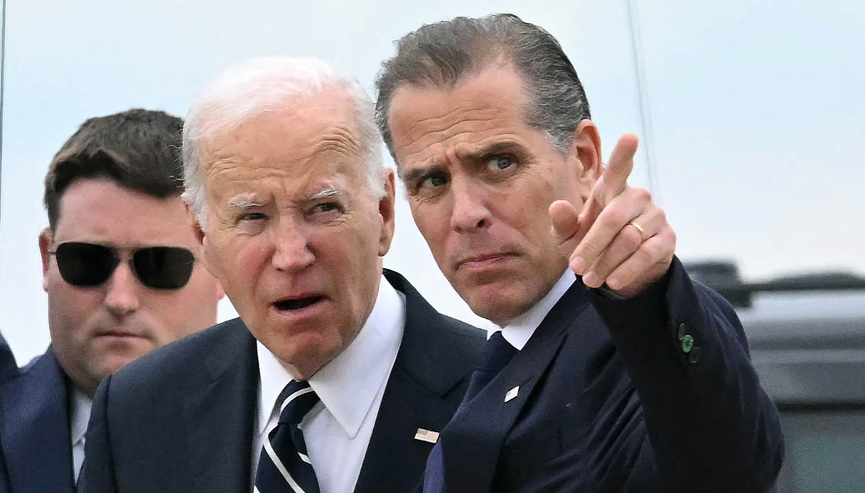 Hunter Biden rischia 25 anni di carcere e inguaia il padre Joe nella ... Hunter Biden rischia 25 anni di carcere e inguaia il padre Joe nella ...