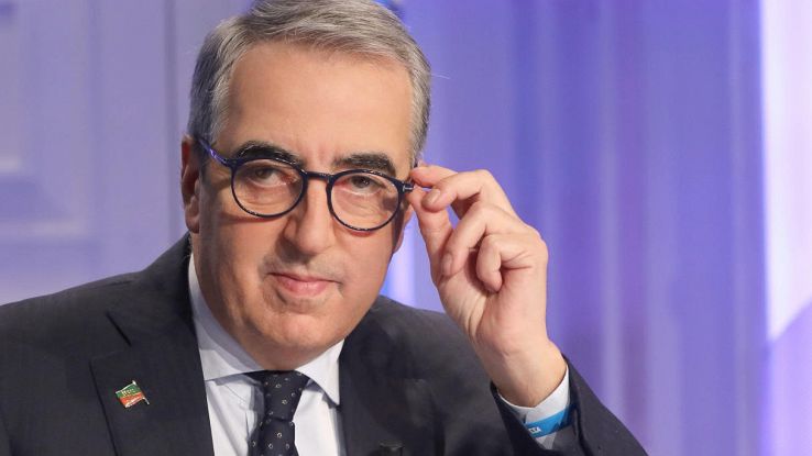 Reddito di maternità contro l'aborto proposto da Maurizio Gasparri ...