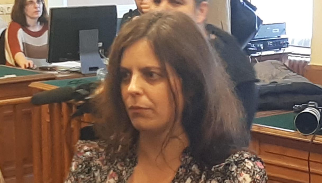 Ilaria Salis assente alla festa di Avs a Milano, esplode la protesta ...