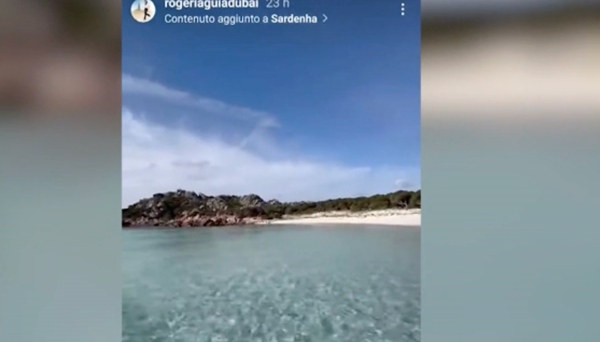 Sbarca sulla Spiaggia Rosa di Budelli aggirando il divieto e posta il ...