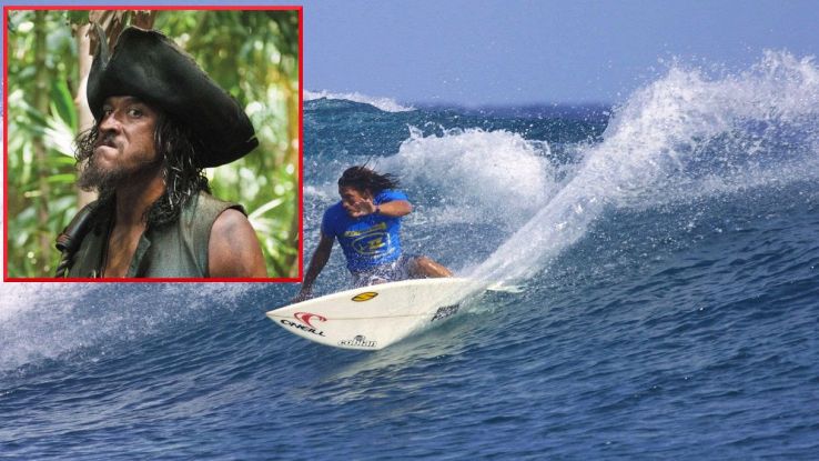 Tamayo Perry dei Pirati dei Caraibi morto sbranato da uno squalo: l ...