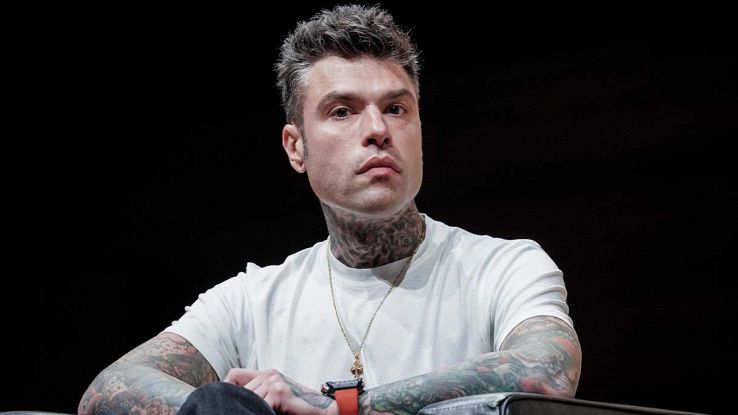 Fedez in ospedale per una emorragia, il rapper sottoposto a una ...
