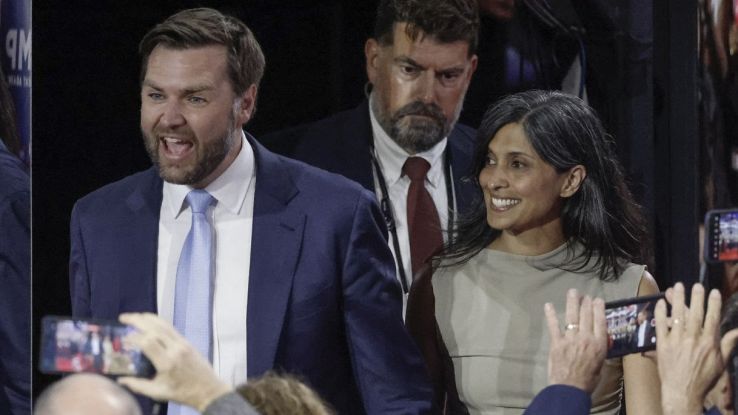 Usha Chilukuri Vance, chi è la moglie del vicepresidente J. D. scelto ...