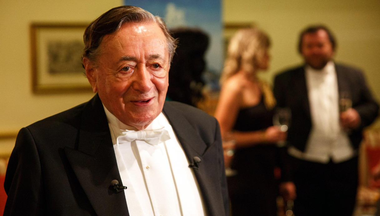 Il miliardario austriaco Richard Lugner è morto a 91 anni: si fece accompagnare da Ruby al ballo ...