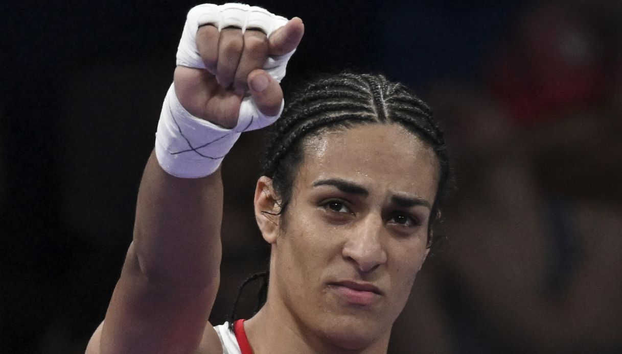 Imane Khelif contro il bullismo, la pugile rompe il silenzio dopo le ...