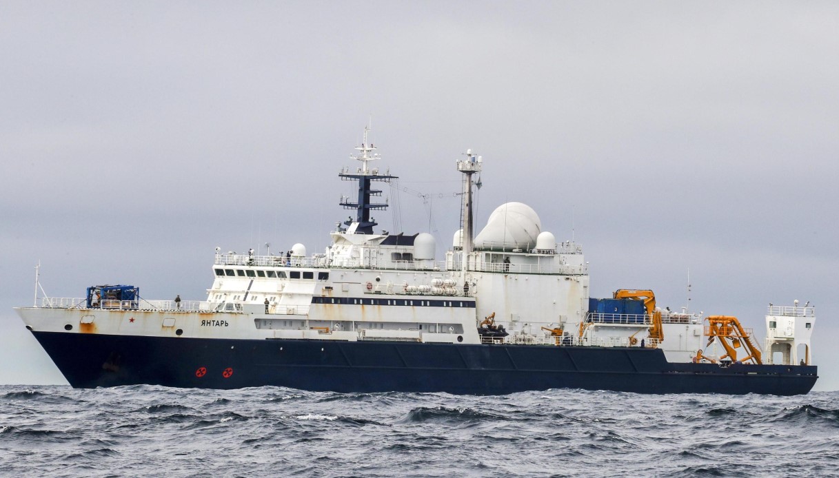Nave spia russa Yantar nel Mar Mediterraneo, il misterioso ...
