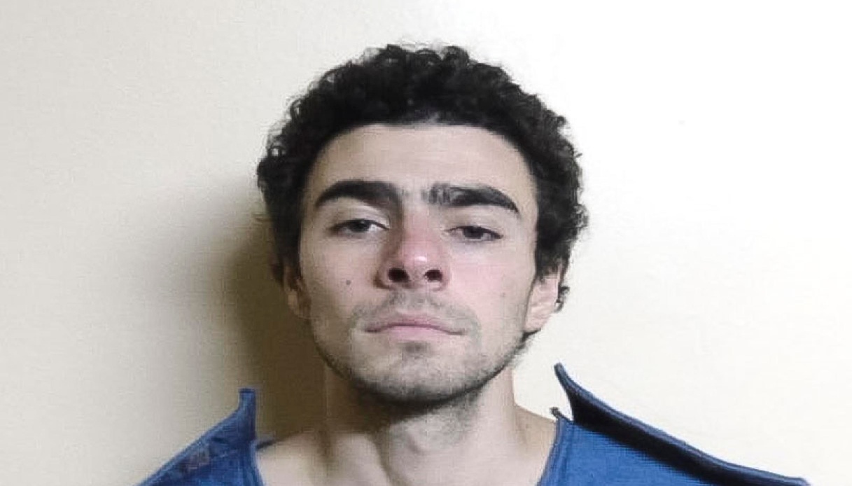 Omicidio Brian Thompson, Luigi Mangione si dichiara non colpevole: ma ...