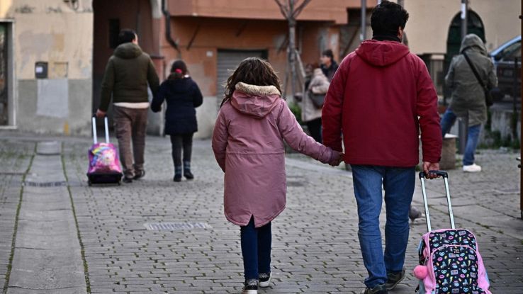 Nuovi importi per l'assegno unico 2025, cosa cambia con le fasce Isee ...