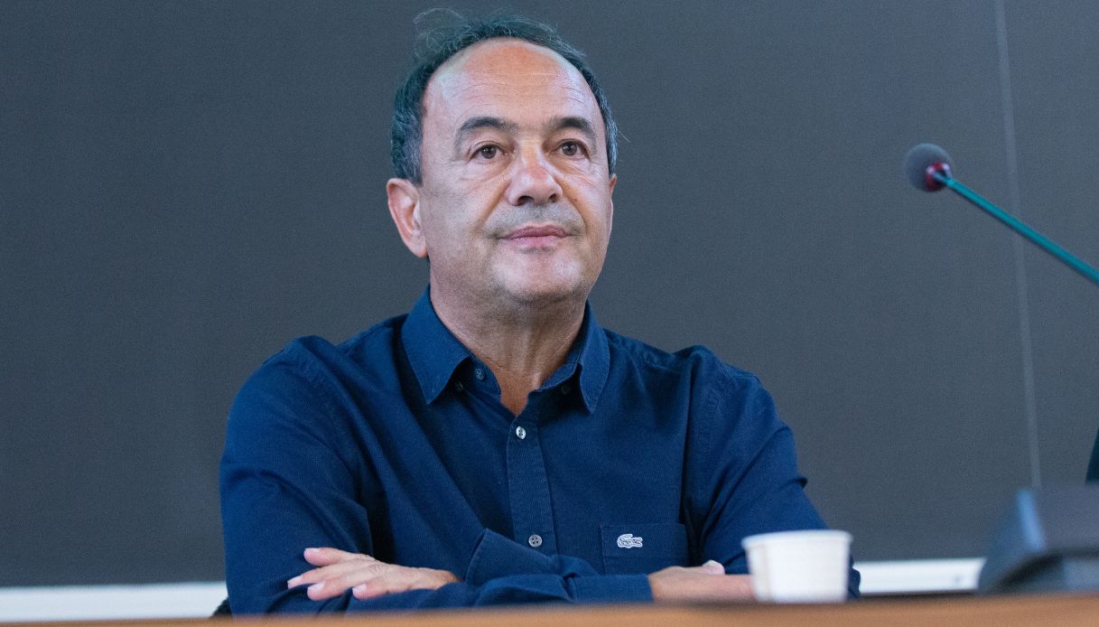 Per Mimmo Lucano condanna definitiva a 18 mesi per falso: "Sono felice ...