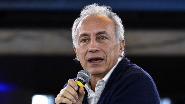 Marco Travaglio sull'Ucraina attacca l'Ue che "preferisce la guerra" e ...