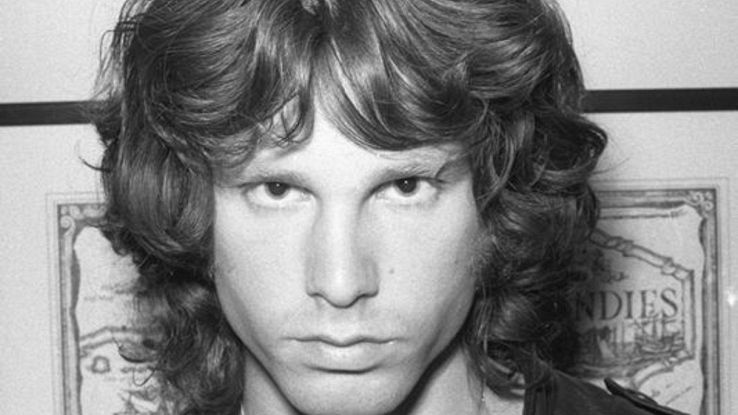 Jim Morrison è ancora vivo, vive a New York e si fa chiamare Frank: l ...