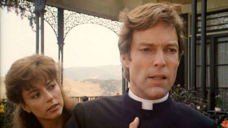 Morto Richard Chamberlain, l'indimenticabile padre Ralph di Uccelli di ...