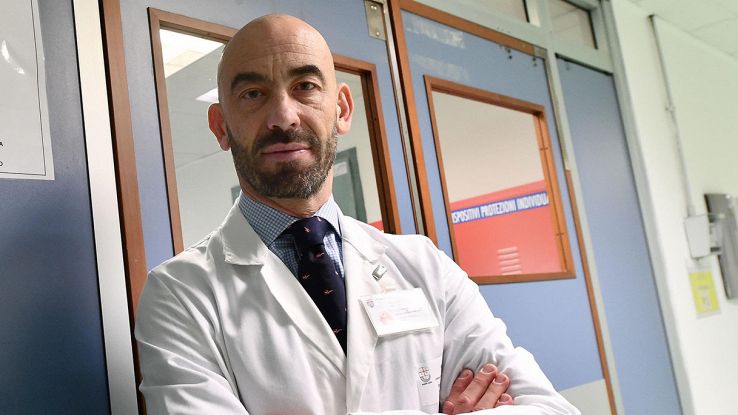 Matteo Bassetti si arrende dopo il video del Tg1 fake sulla sua morte ...
