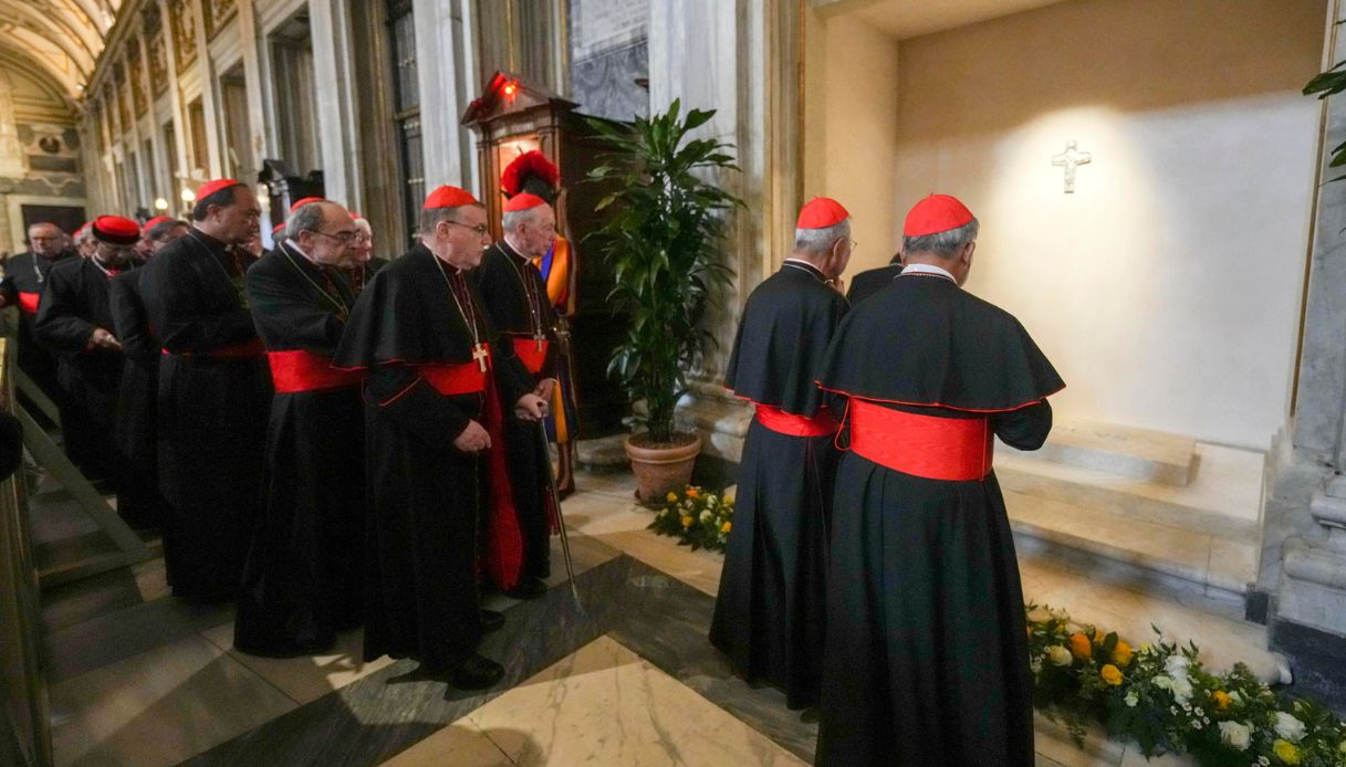 Papa Francesco sepolto accanto a Junio Valerio Borghese, comandante ...