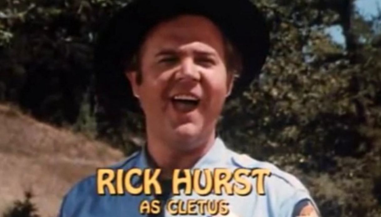 Morto Rick Hurst vice sceriffo Cletus Hogg di Hazzard, aveva 79 anni ...