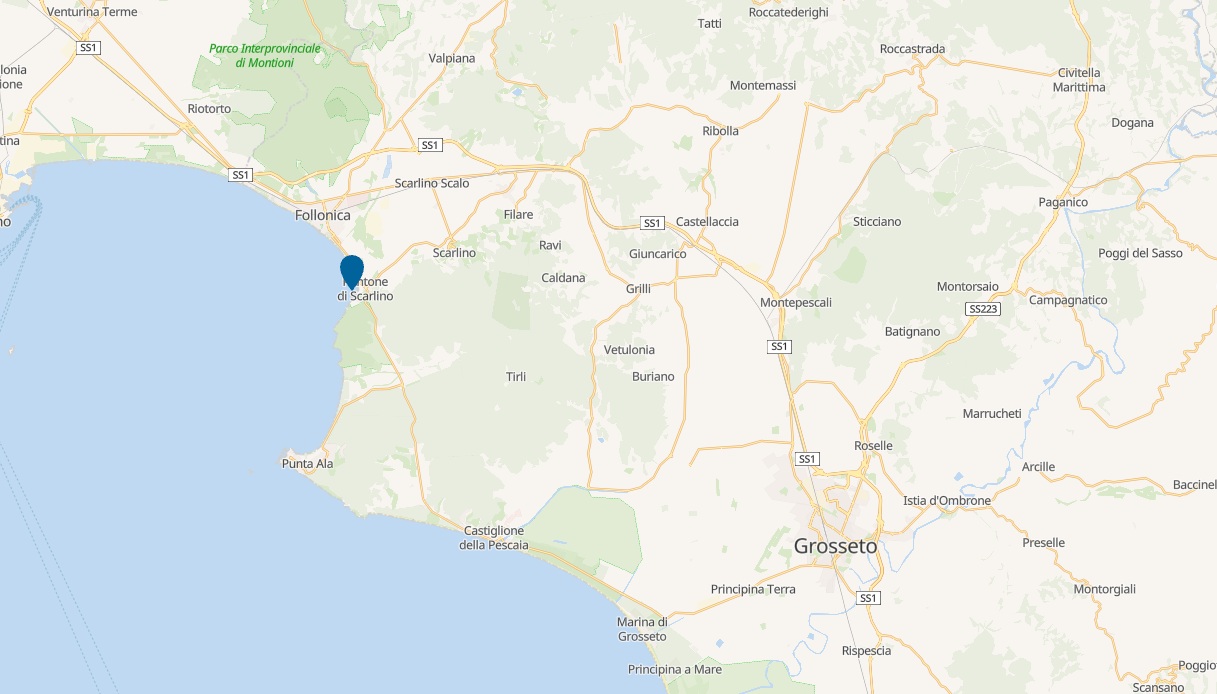 Incendio nella pineta di Scarlino, vicino a Follonica: bagnanti in fuga ...