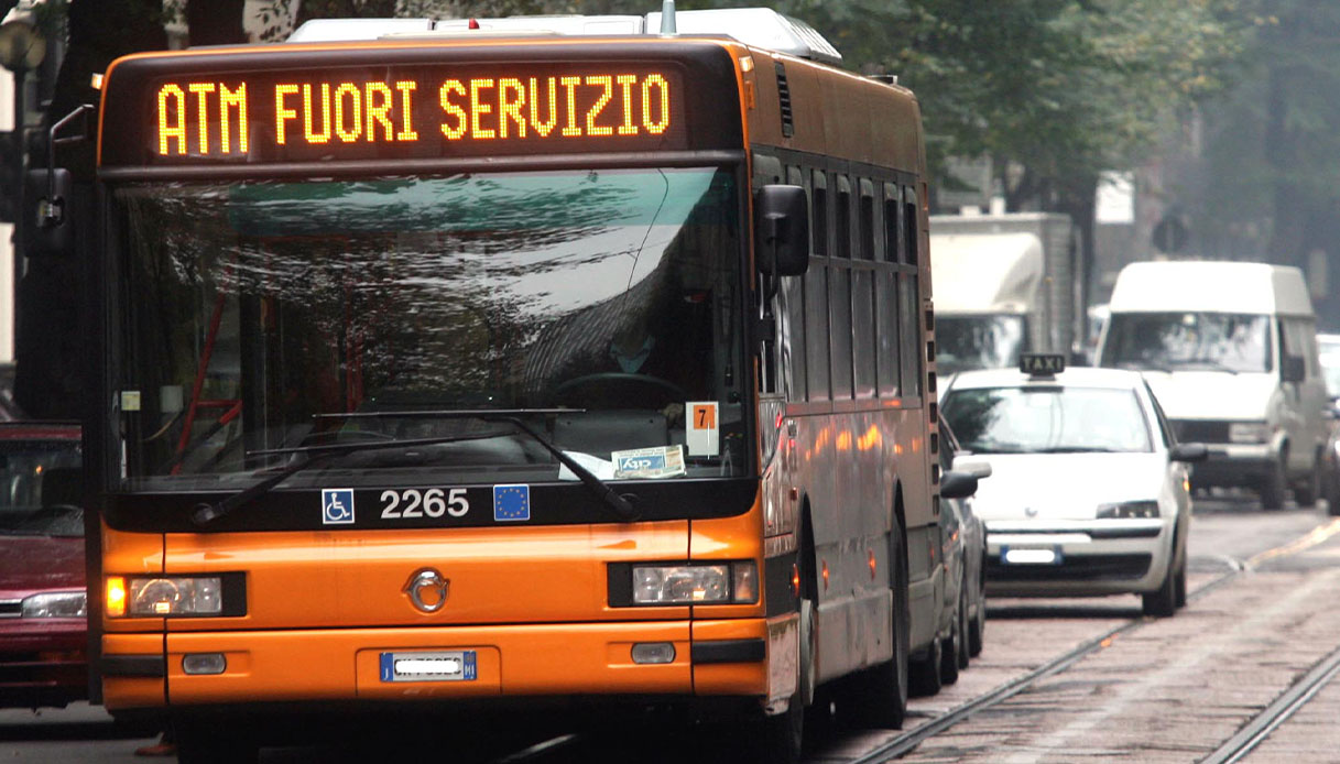 Sciopero trasporti oggi 20 giugno da treni e aerei ai mezzi pubblici ...