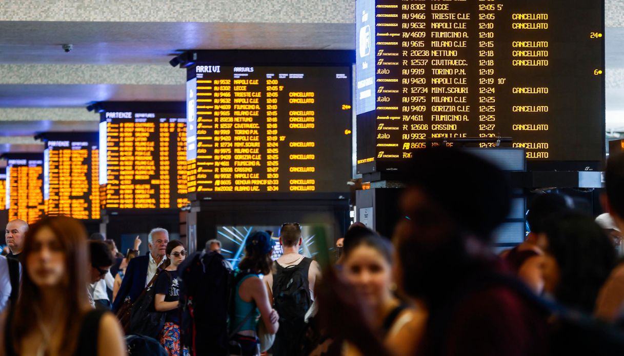 Sciopero treni 7 e 8 luglio 2025, Trenitalia conferma lo stop: i motivi ...